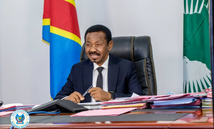 Présidentielle 2023 : au présidium de l'USN, Mboso fait de la réélection de Félix Tshisekedi une ...